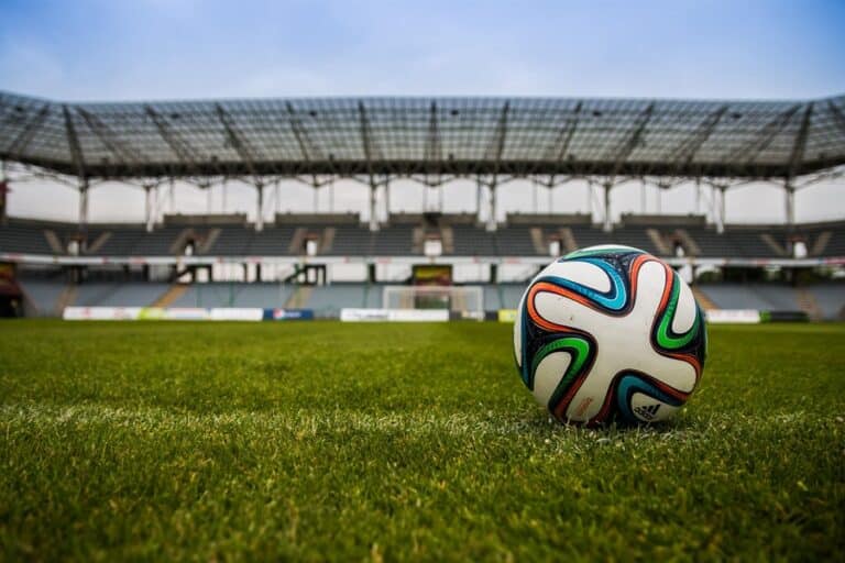 Skok u dalj rekordi: Svetski rekordi, istorija i legende discipline